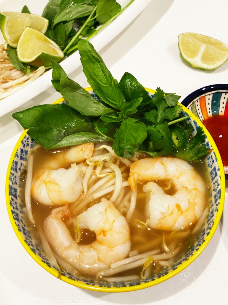 30-Minute Shrimp Pho with Authentic Pho Flavor – Yum Around the World