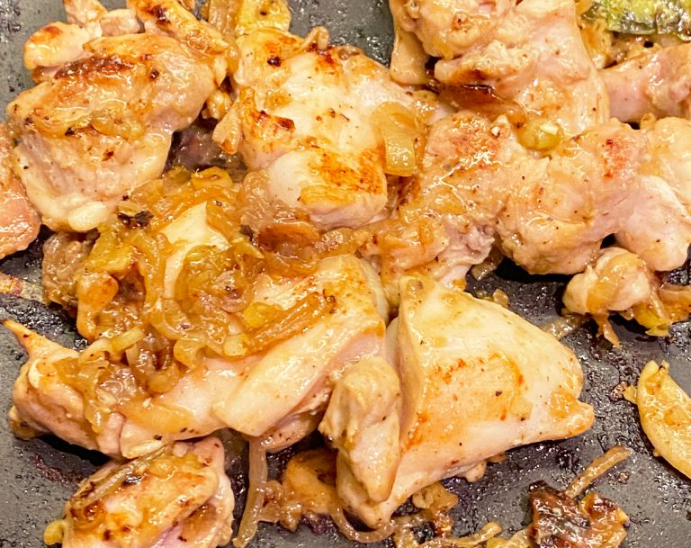 20-Minute Thai Lemongrass Chicken Stir Fry (Pad Gai Ta Krai) – Yum ...